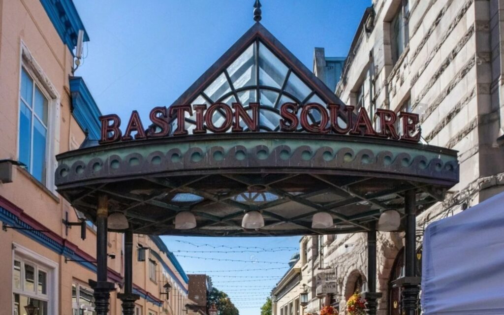 Bastion Square Victoria: Feel the Historic Heartbeat
